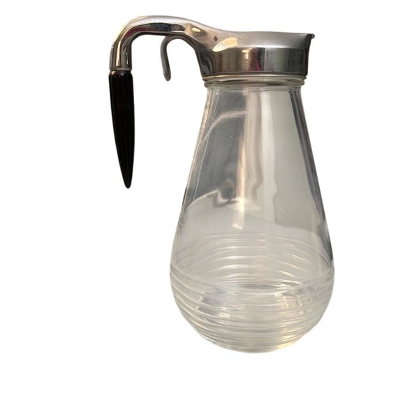 Hazel-Atlas | Dining | Vtg Glass Syrup Pitcher Creamer Metal Handle ...
